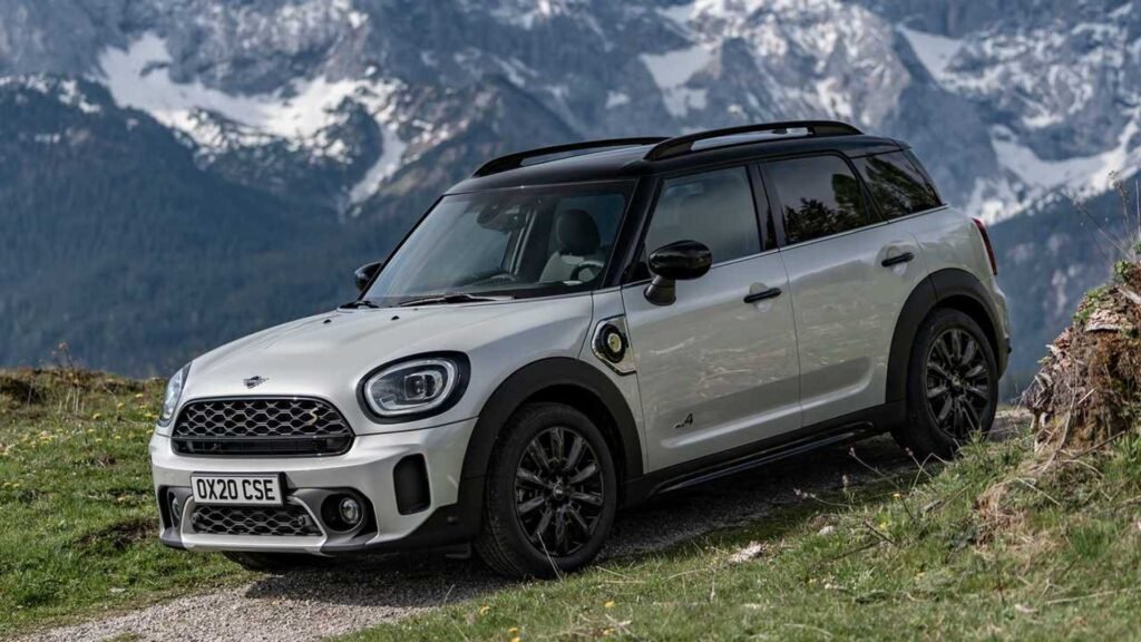 Harga MINI Countryman: Perbandingan Harga Model Lama & Baru - Harga ...
